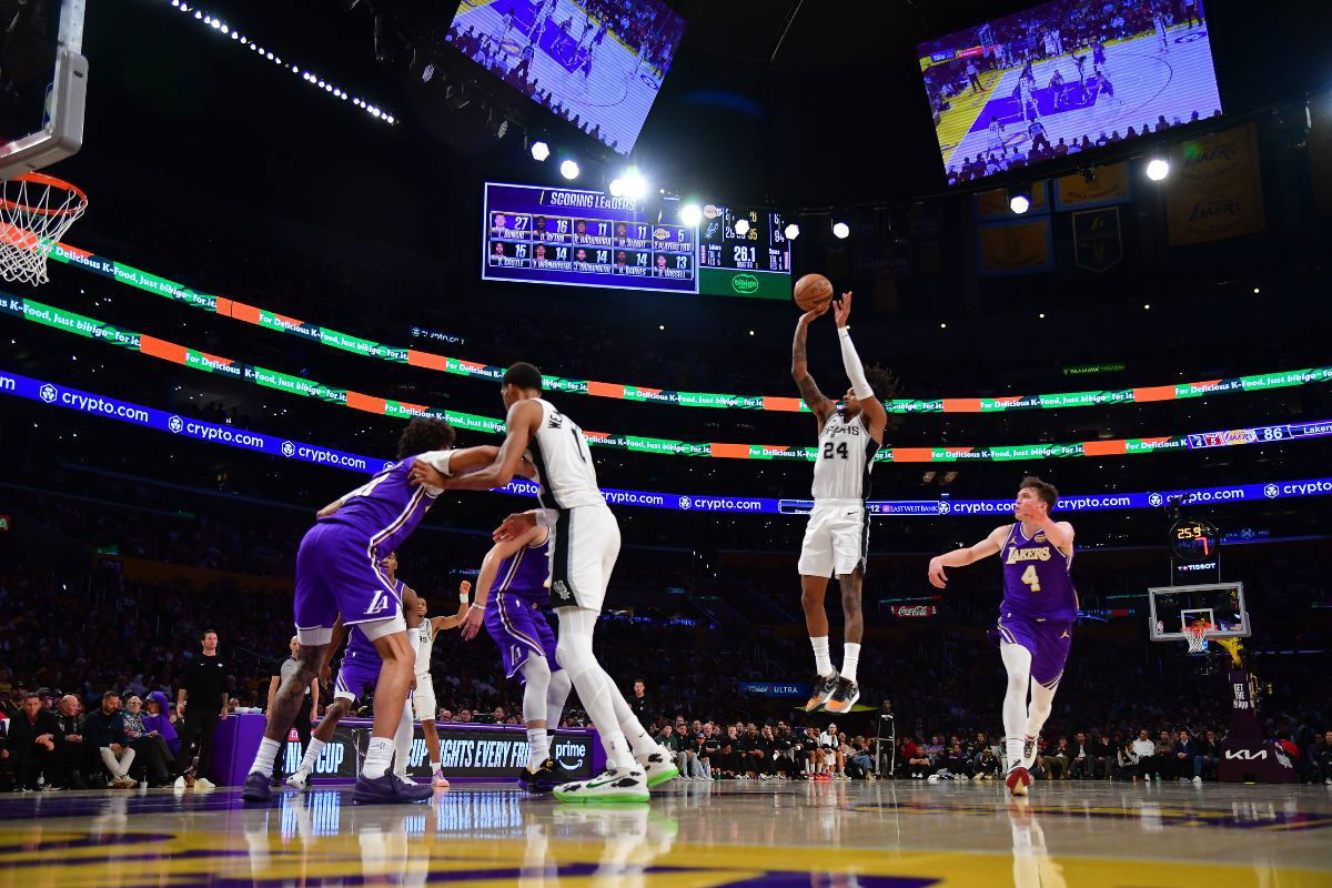 Los Angeles Lakers vs San Antonio Spurs Player Stats, Box Score and ...