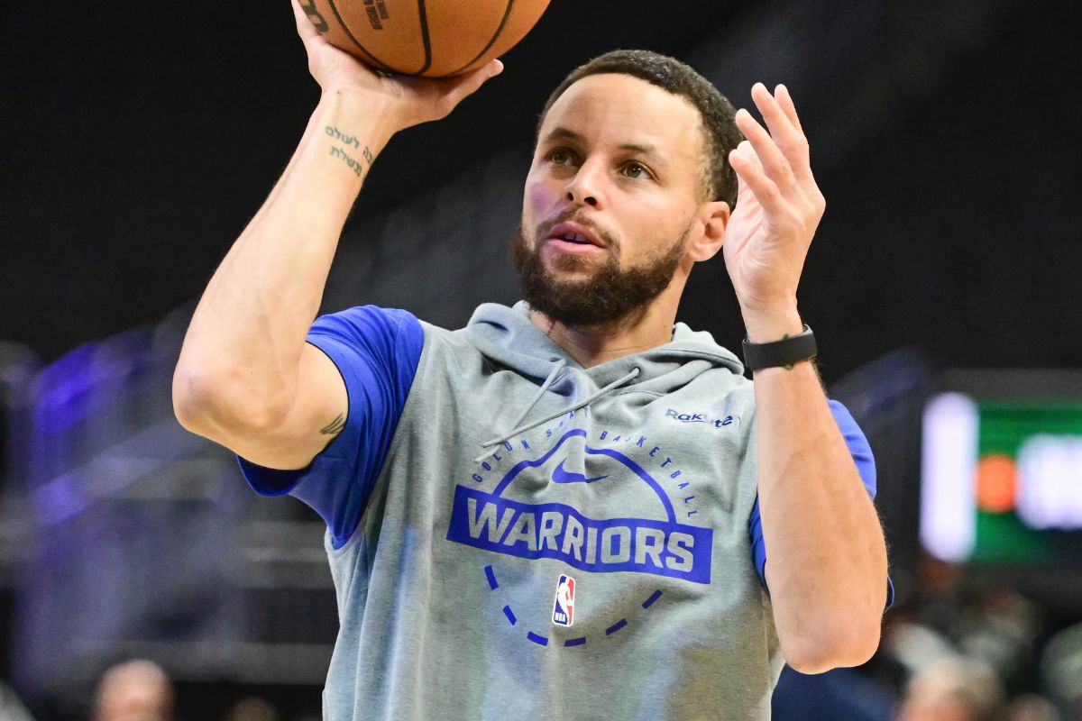Is Stephen Curry Playing Tonight? Warriors vs Timberwolves Latest ...