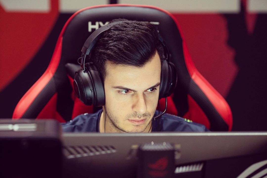 "This Man is Different": Red Bull Gaming Welcomes Valorant Pro Tarik On ...