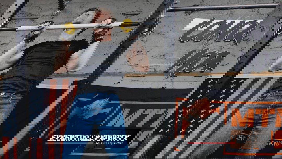 Despite Breaking World Record by Doing 8100 Pullups, Fitness Icon Gets ...