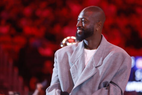 Dwyane Wade Leaves Reporter Blushing While Wife Gabrielle Gets Occupied ...