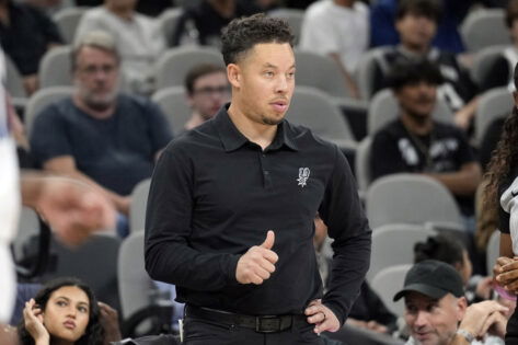 Who Is Mitch Johnson? All Details on Spurs Assistant Coach Who Is ...