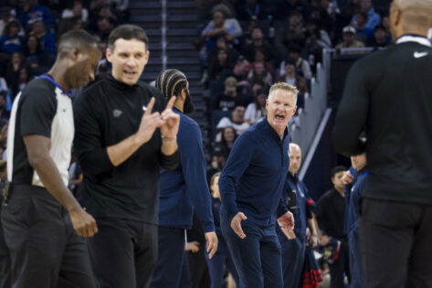 Punishment Inevitable For Steve Kerr After Lashing Out At NBA Refs In ...