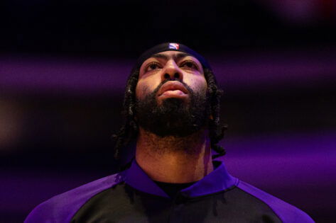 Anthony Davis Finally Clears Stance on Lakers Betrayal As TNT Reporter ...
