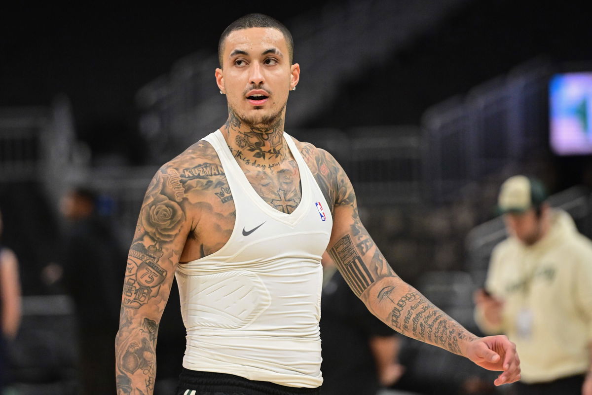 What Happened to Kyle Kuzma? Bucks Star Makes Injury Exit to Locker ...