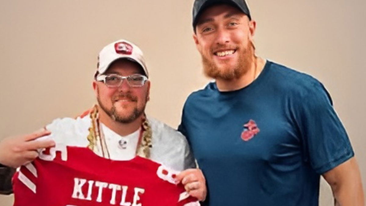Who Is Chris Kleinsorge? Veteran Who Gifted George Kittle a Signed Army ...