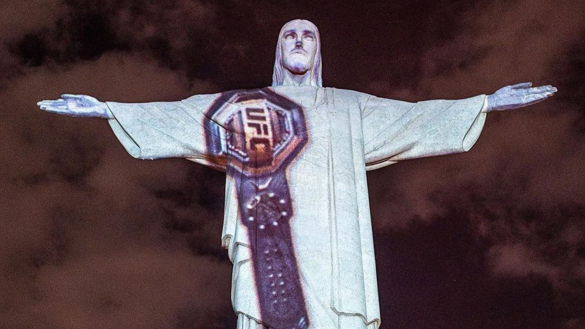 “UFC Apex About to Get Struck by Lightning” – Pros & Fans React to ...