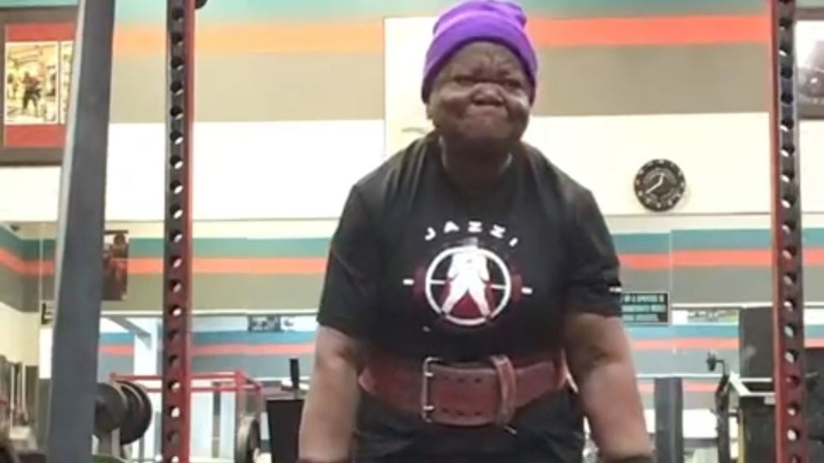 “Don’t Mess With That Grandma!”: 80-Year-Old Powerlifting Enigma Leaves ...