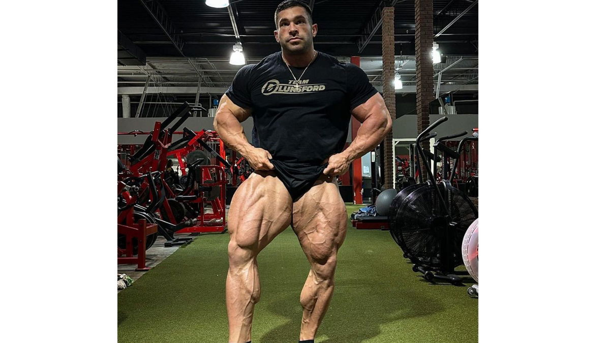 “The Quadfather”: Mass Monster Derek Lunsford Leaves the Bodybuilding ...