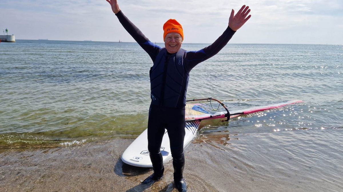 88-Year-Old Windsurfer Finds the Perfect Way to ‘Extend One’s Life ...