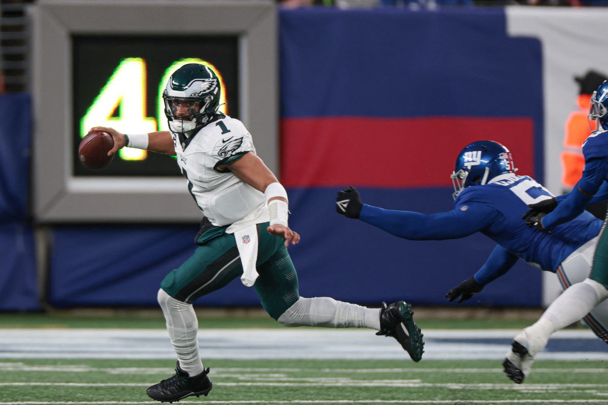 Jalen Hurts' Right Middle Finger Injury: Will He Recover Before ...