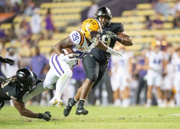 College Football News: LSU Running Back Arrested for Attempted 2nd ...