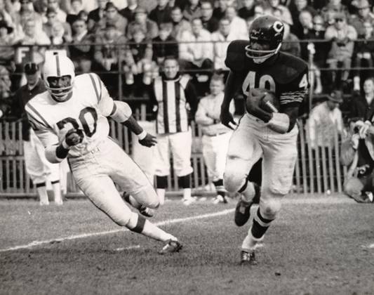 “Rest in Peace”: NFL World Grieves as 81-Year-Old Baltimore Football ...