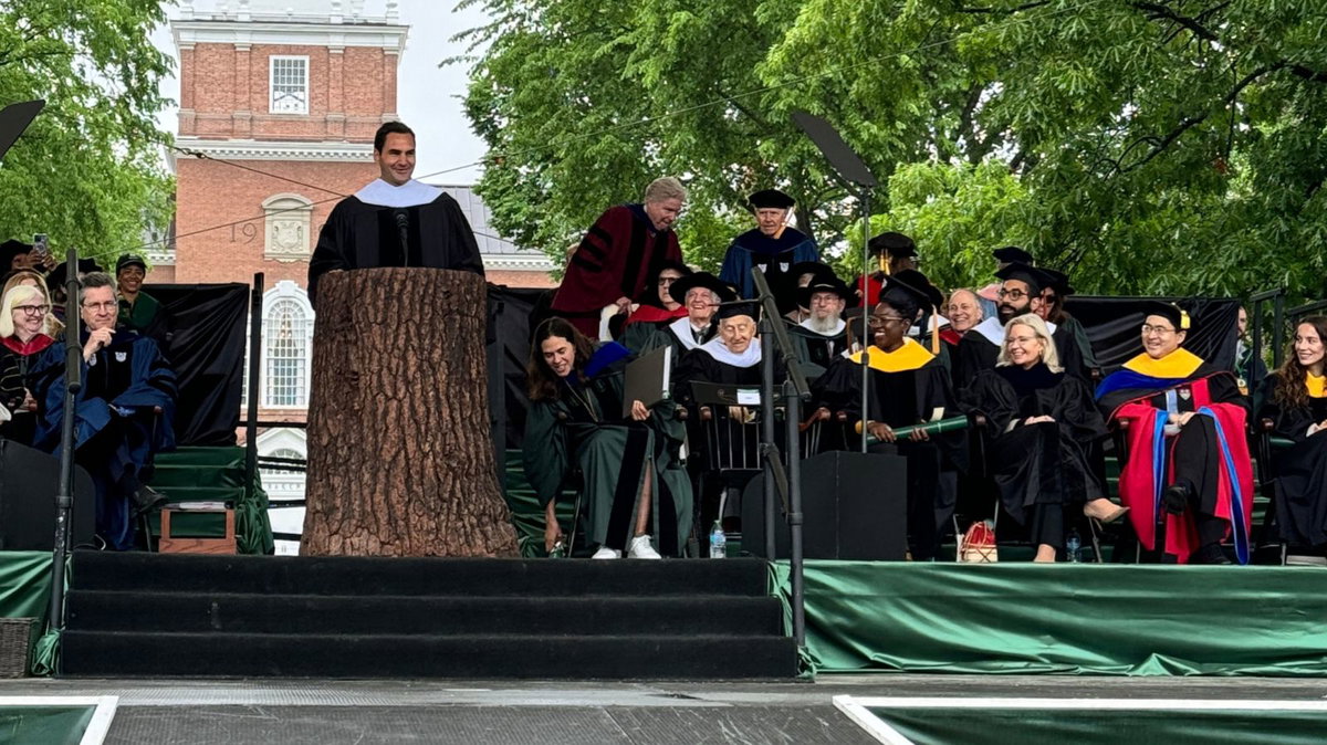 Tennis News: Nervous Roger Federer Receives Honorary Doctorate for $100 ...