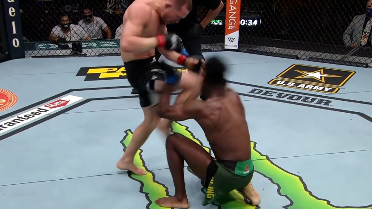 3 Fights That Prove MMA Rules on Grounded Opponents Need to Change ...