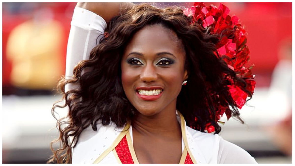 Long-Term KC Chiefs Cheerleader Krystal Anderson Dies Following ...