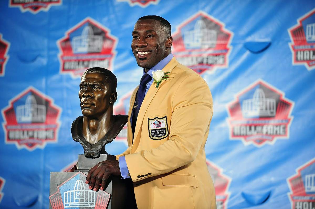 Why Do the Pro Football Hall of Famers Wear a Golden Jacket? All About ...