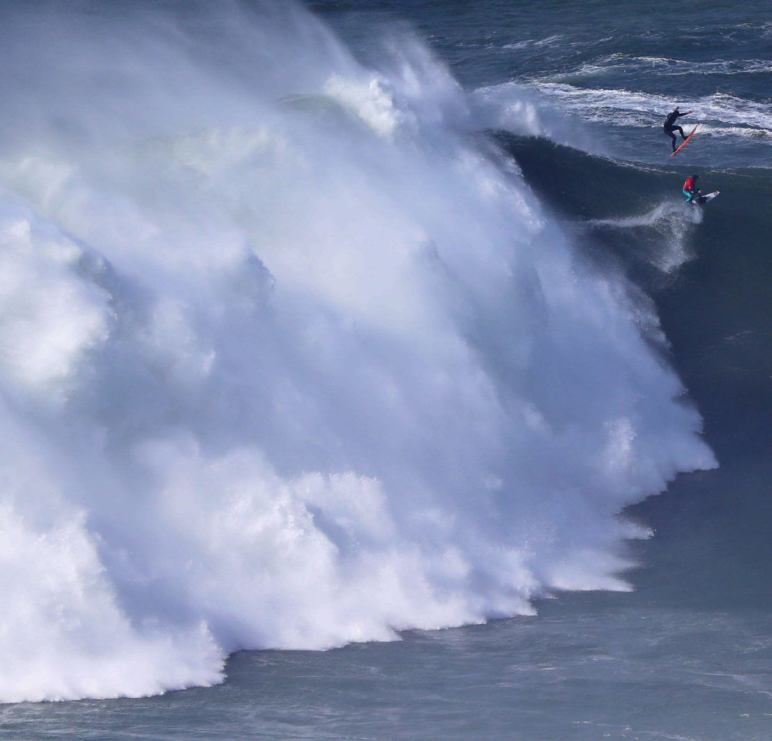 Big Wave Surfing Wipeouts