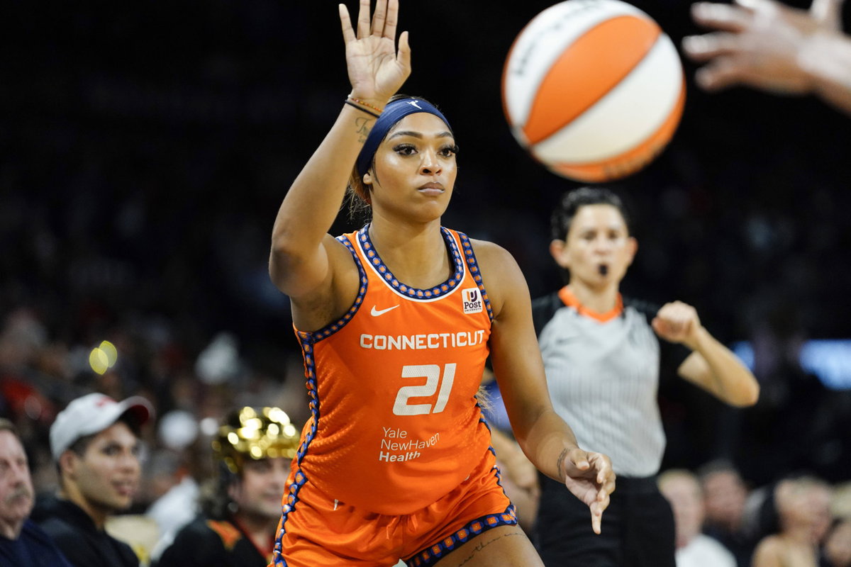 Who Is Dijonai Carrington? Know All About Connecticut Sun’s Most ...