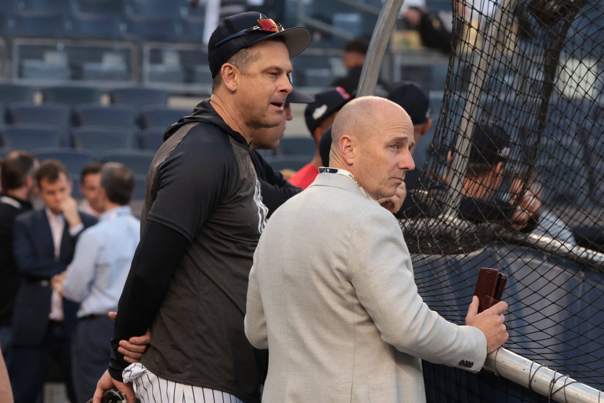 Exploring the New York Yankees Manager History Books - EssentiallySports