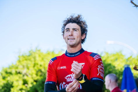 Ian Gentil Archives - EssentiallySports