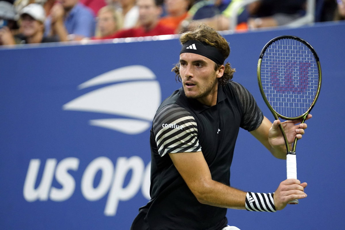 Petros and Stefanos Tsitsipas Celebrate a Heartfelt Victory, Capturing ...