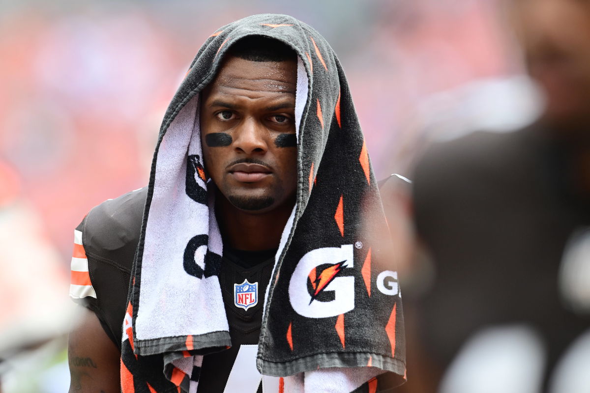 NFL Legend Speaks Out on Browns Fans’ Deshaun Watson Disrespect After ...