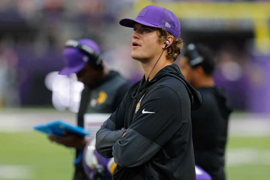 “You’re Going to Be Sitting on the Bench”: Shannon Sharpe Rips J.J ...