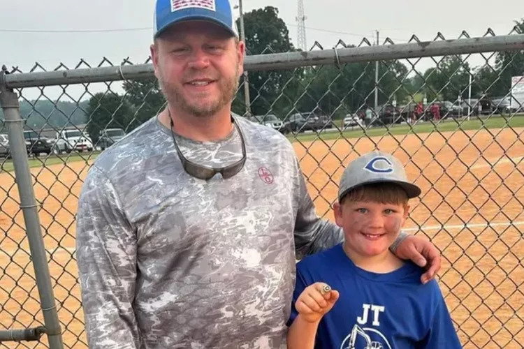 Jet Skiing Goes Fatally Wrong After 8 Year Old Smashes Into a Barge and ...