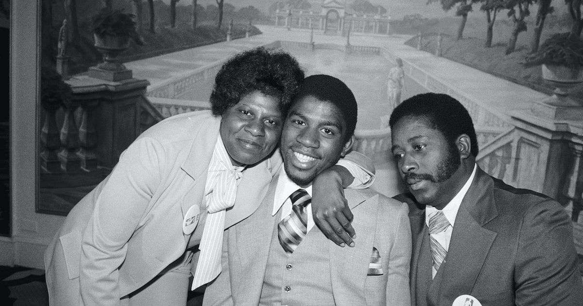 Winning 5 NBA Titles and Beating HIV, Magic Johnson Credits Father’s 30 ...