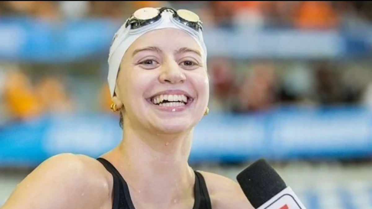 U.S. State Coach On A Mission To Make Kate Douglass A NCAA Standout ...