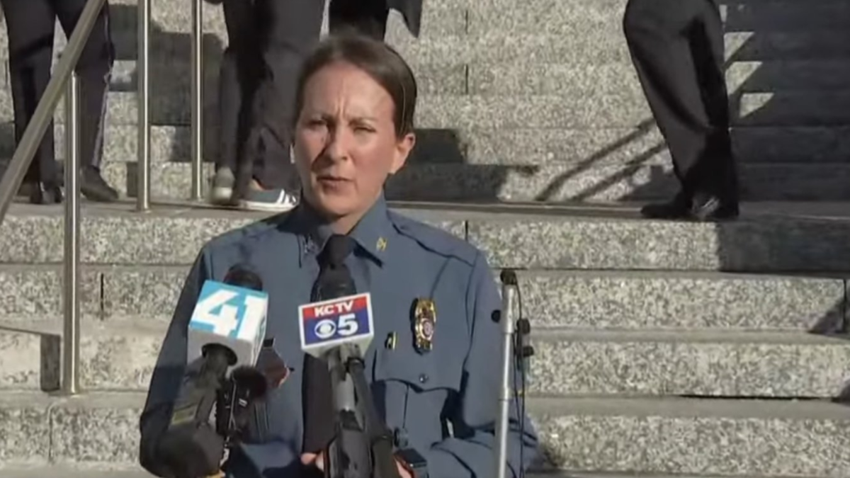 Kansas Police Chief Stacey Graves Issues Saddening Update After ...