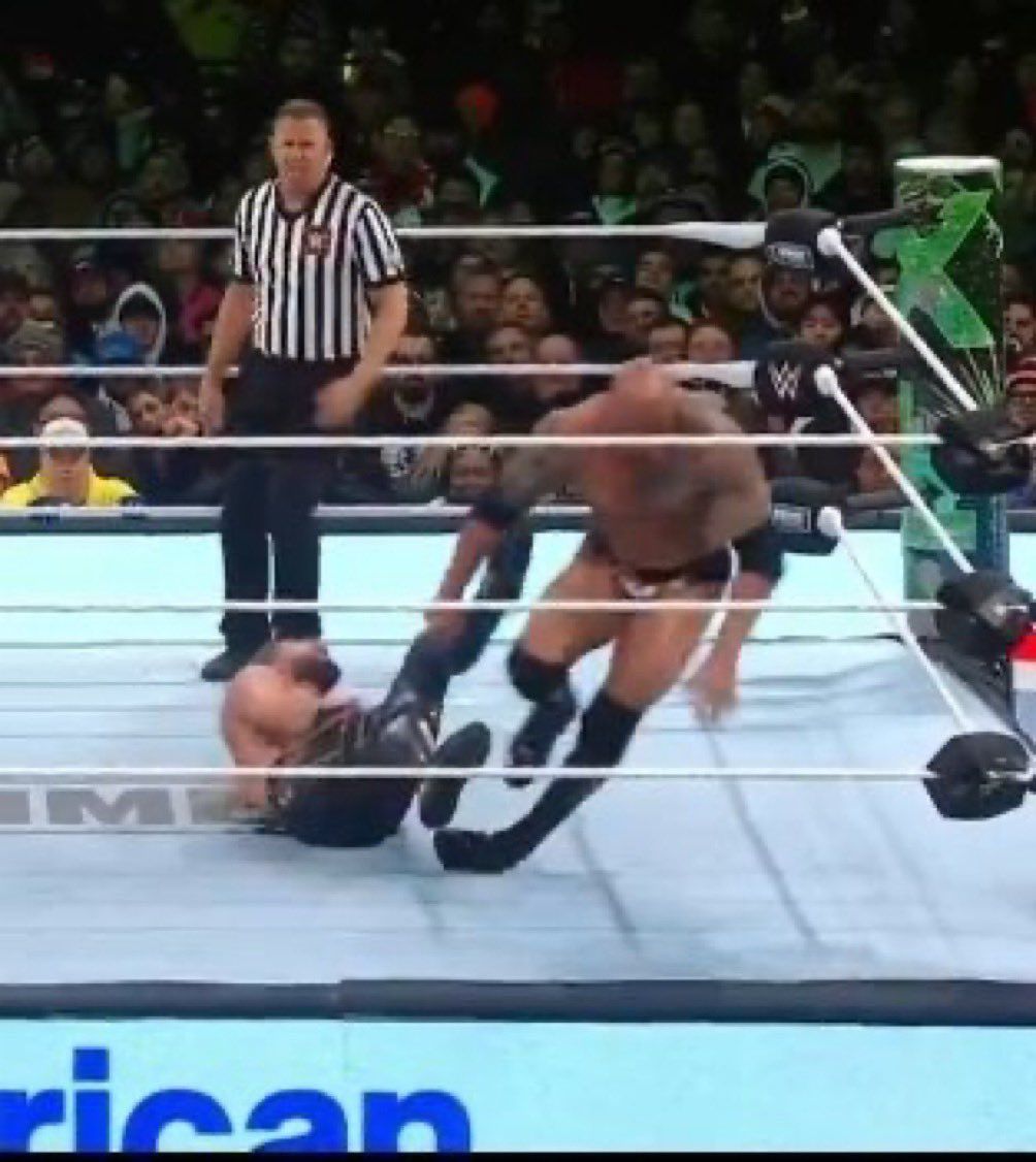 "His Knees Are Cooked": Dwayne 'The Rock' Johnson Suffers Embarrassing ...