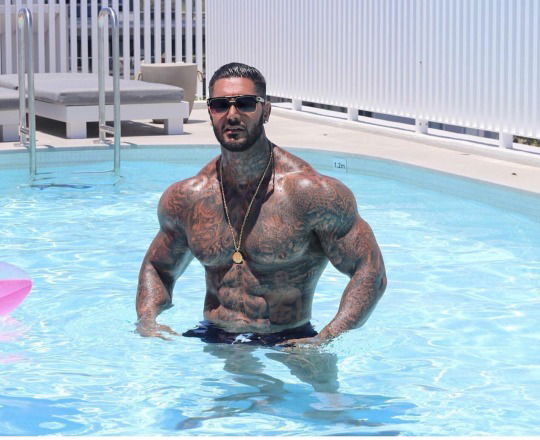 Bodybuilding Influencers Indulge in a Violent Brawl As They Chase Each ...