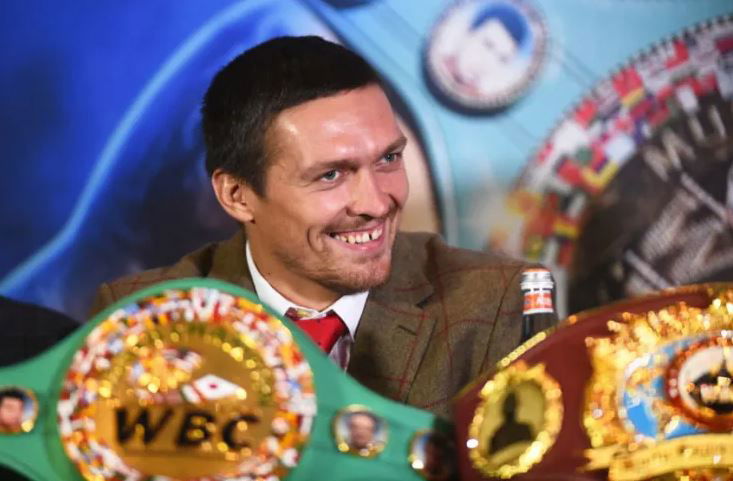 WATCH: Oleksandr Usyk Rocks ‘Joker’ Outfit for His Presser Against ...