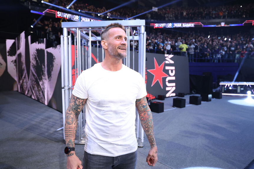 CM Punk’s Return to WWE SmackDown 12/8 After 9 Years Results in a ...